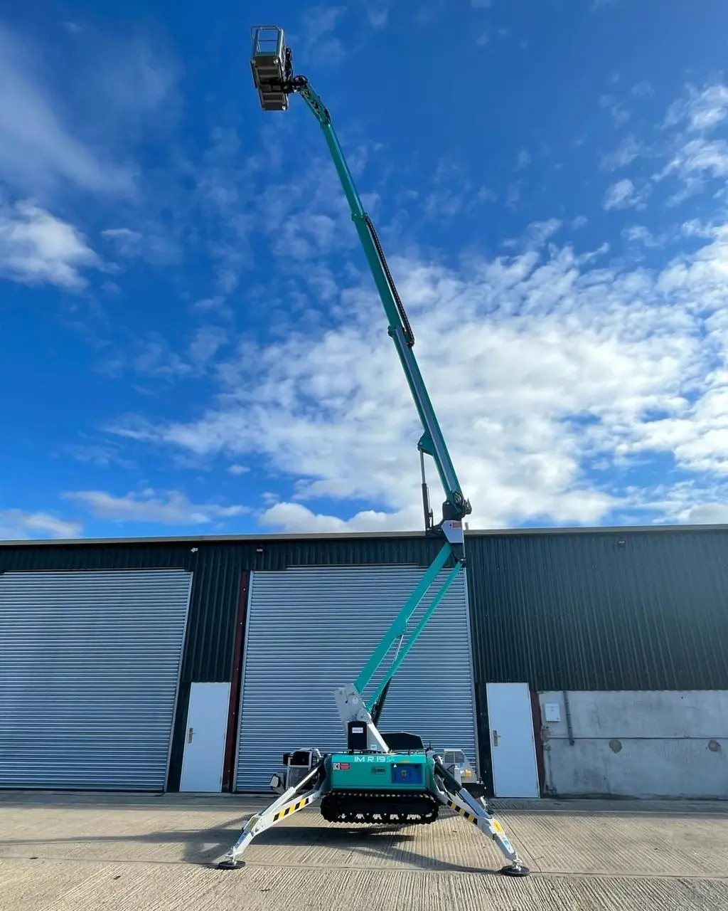 CE Certified Electric Diesel Sky Spider Cherry Picker 10~20m Tracked ...