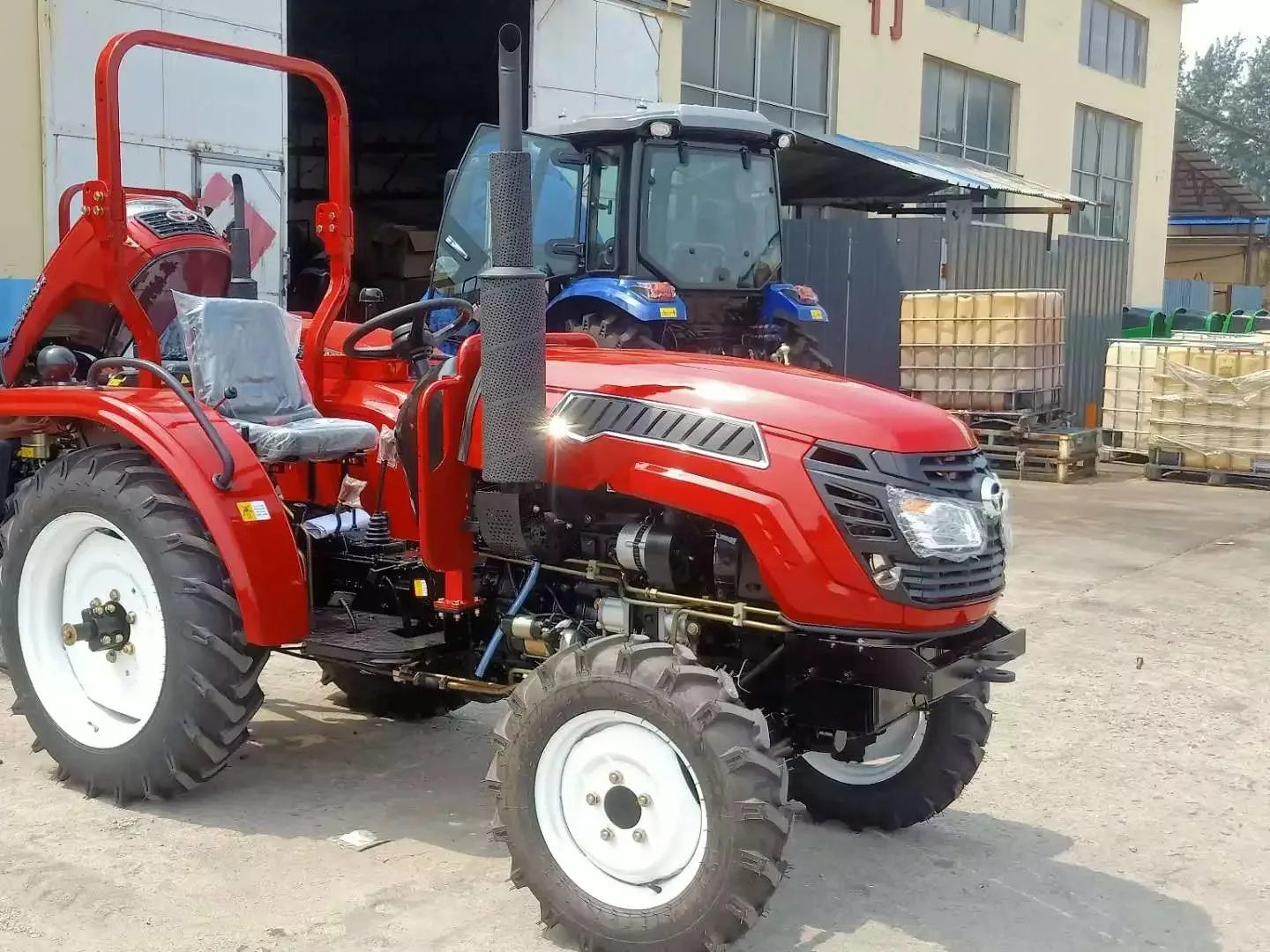 Agricultural Machinery Mini Low Price Tractor Compact Farm Tractor with ...