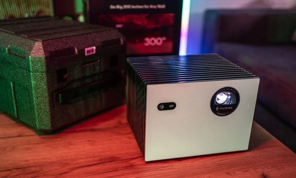 Visionmaster Pro2 Triple Laser Projector - 4K HDR10+