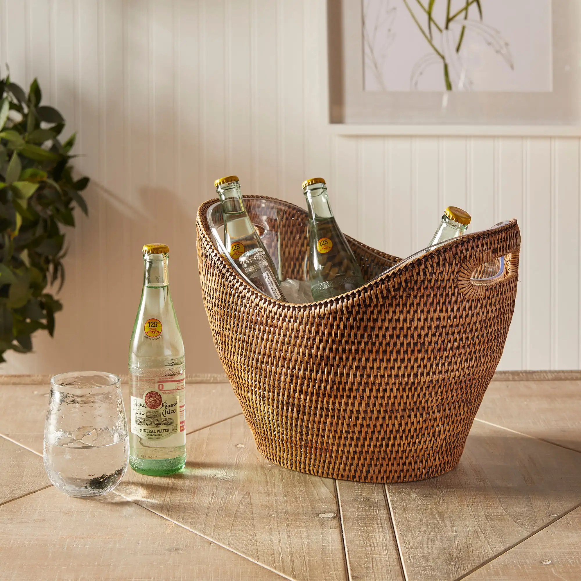 Eco-friendly Rattan Wine Cooler Bucket - Perfect for Parties