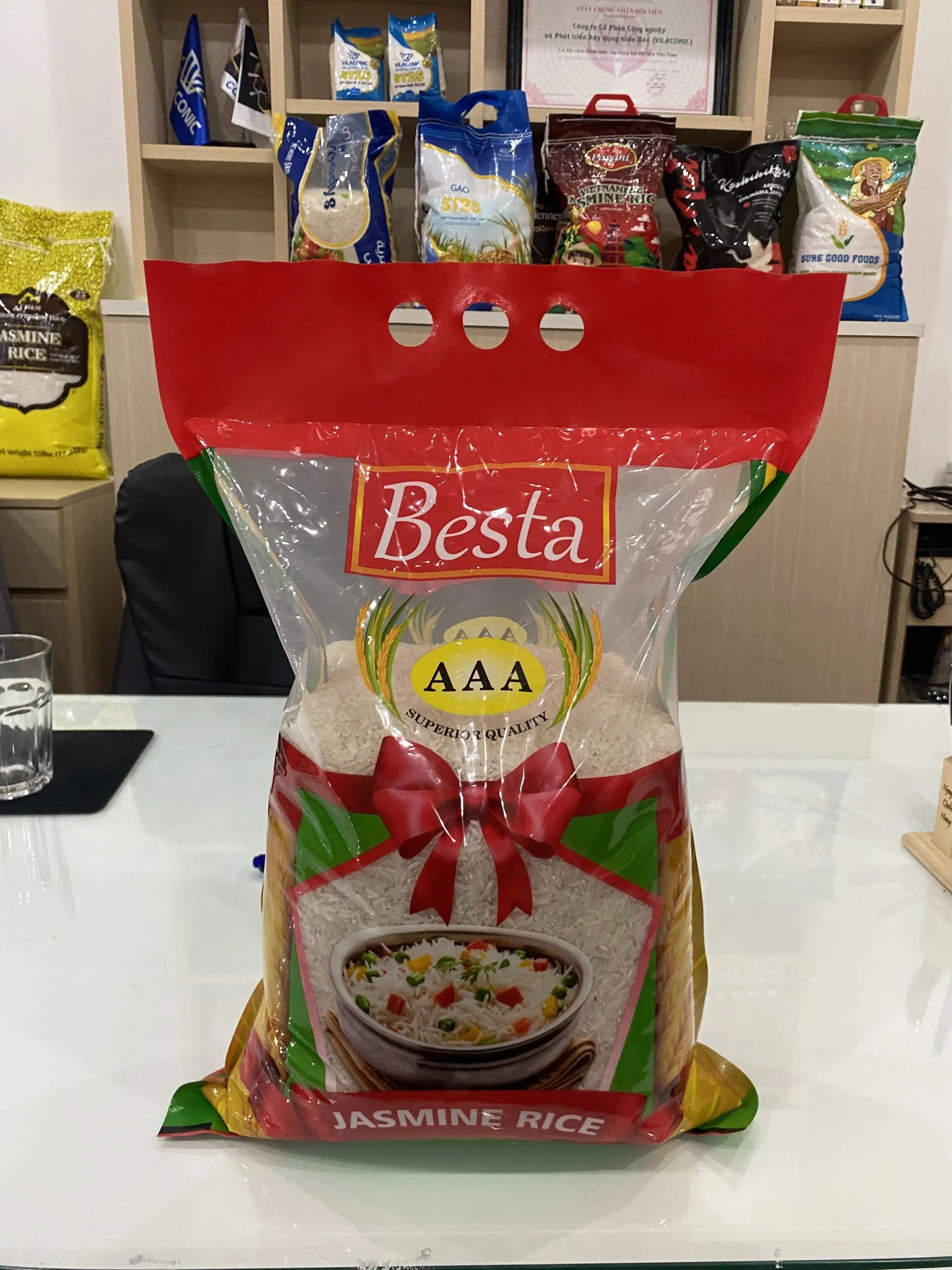 Selling Gulfood 2024 Vietnam Jasmine/ Fragant Rice With Best Price ...