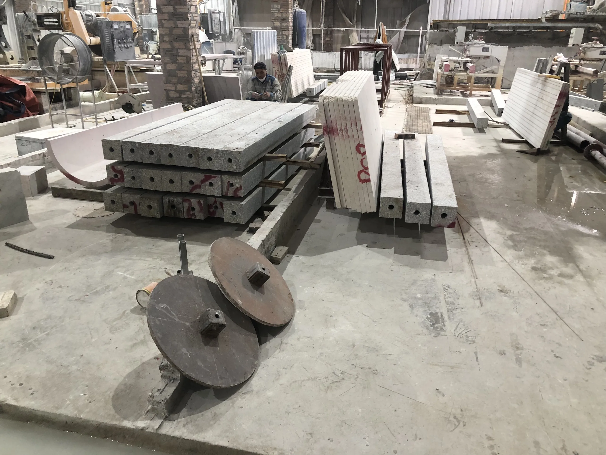 Vietnam Natural Stone Lamp Post Outdoor Rectangle Landscape Lamp Post ...