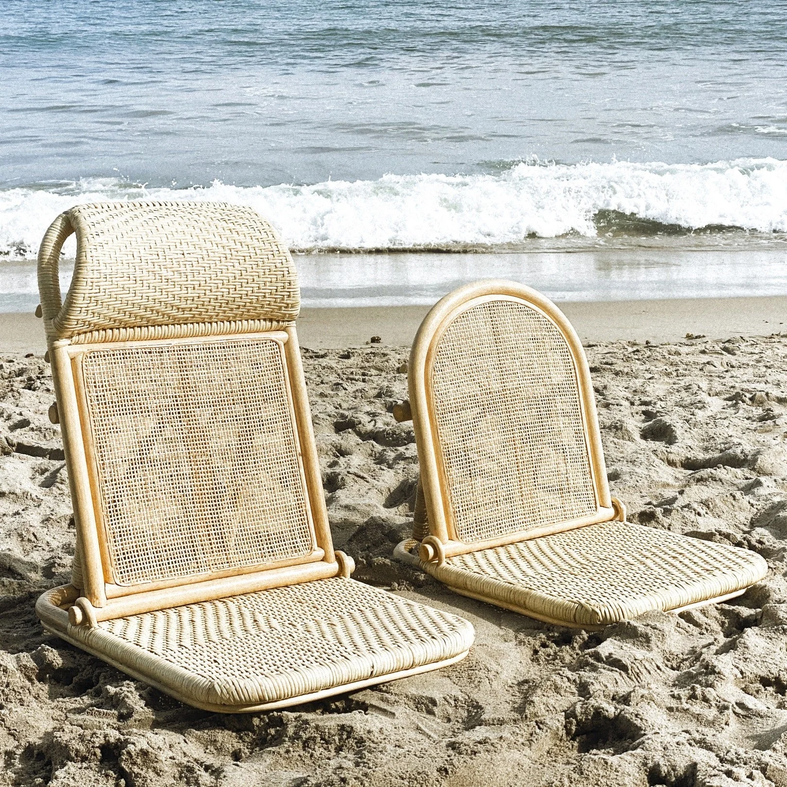 Rattan and Wicker Folding Beach Chairs Outdoor Relaxation Portable ...