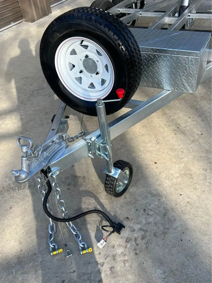 Heavy Duty Farm Tipping Trailer - Easy Hydraulic Operation