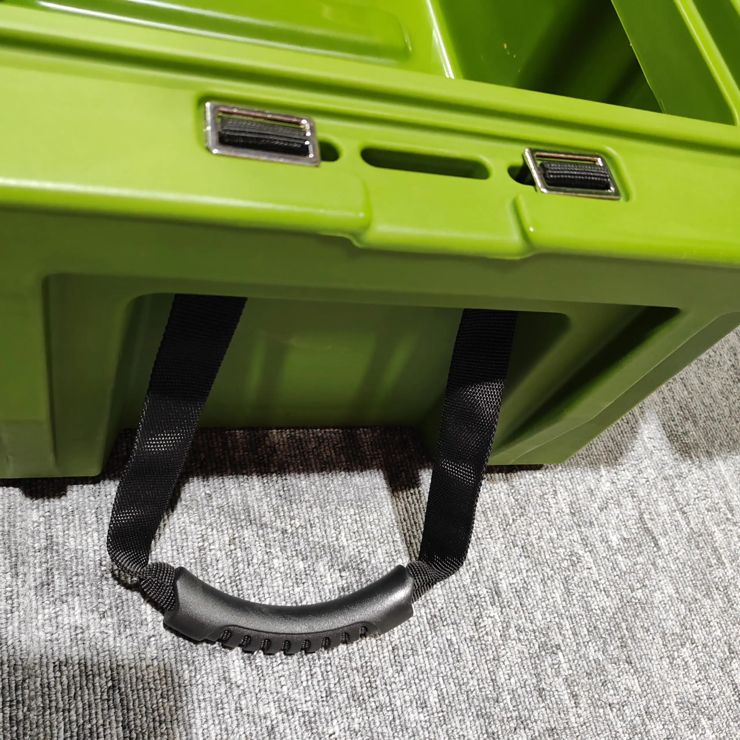 New Arrivals 4x4 Outdoor Camping Accessories Plastic Tool Storage Box ...