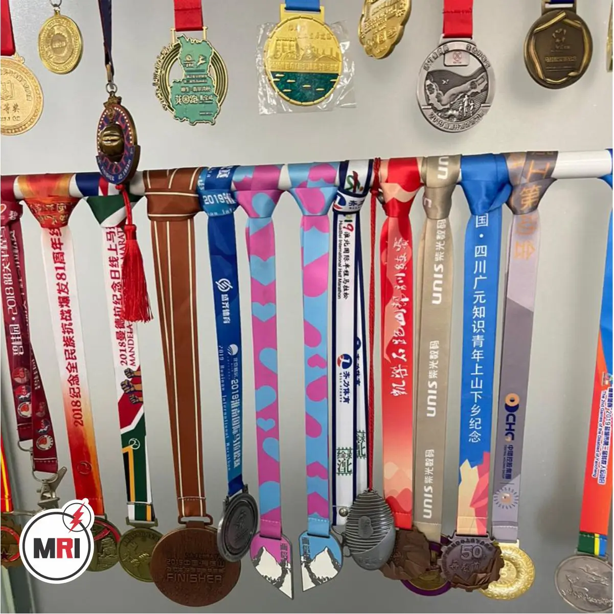 Wholesale Cheap Design Your Own Blank Zinc Alloy 3d Gold Award Marathon ...