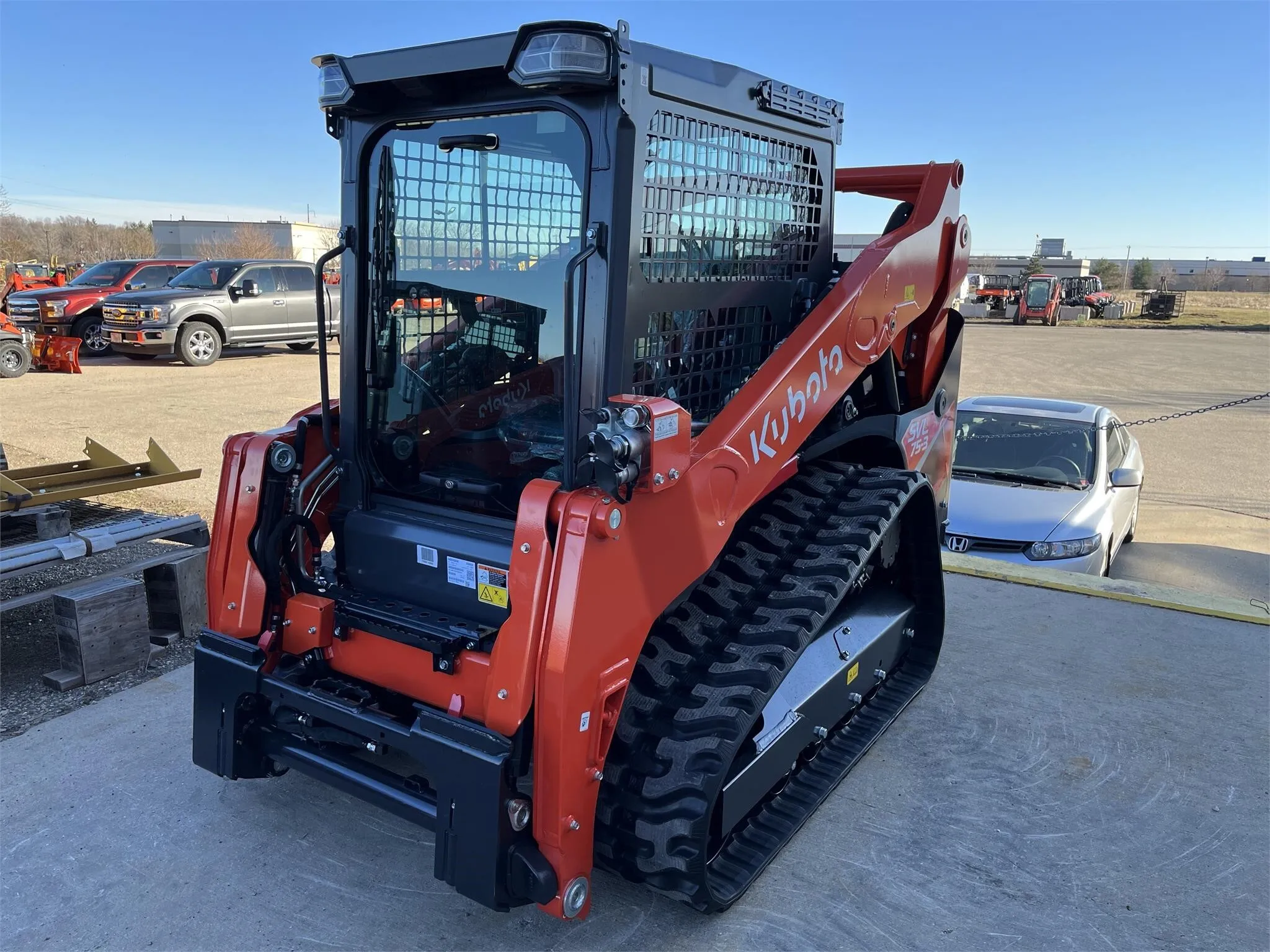 Kubota SVL 75-3 Mini Skid Steer Loader - High Efficiency