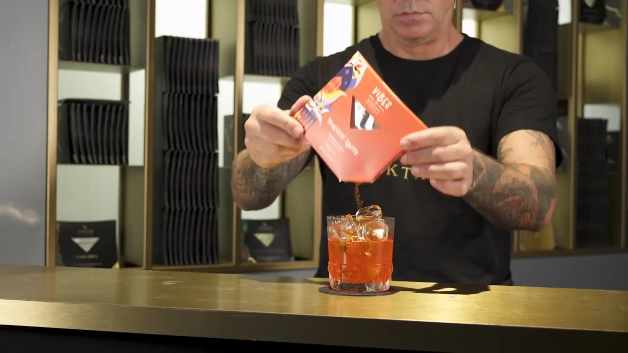 Negroni Ready To Drink Cocktail With Gin,Bitter And Vermouth Mixed In ...