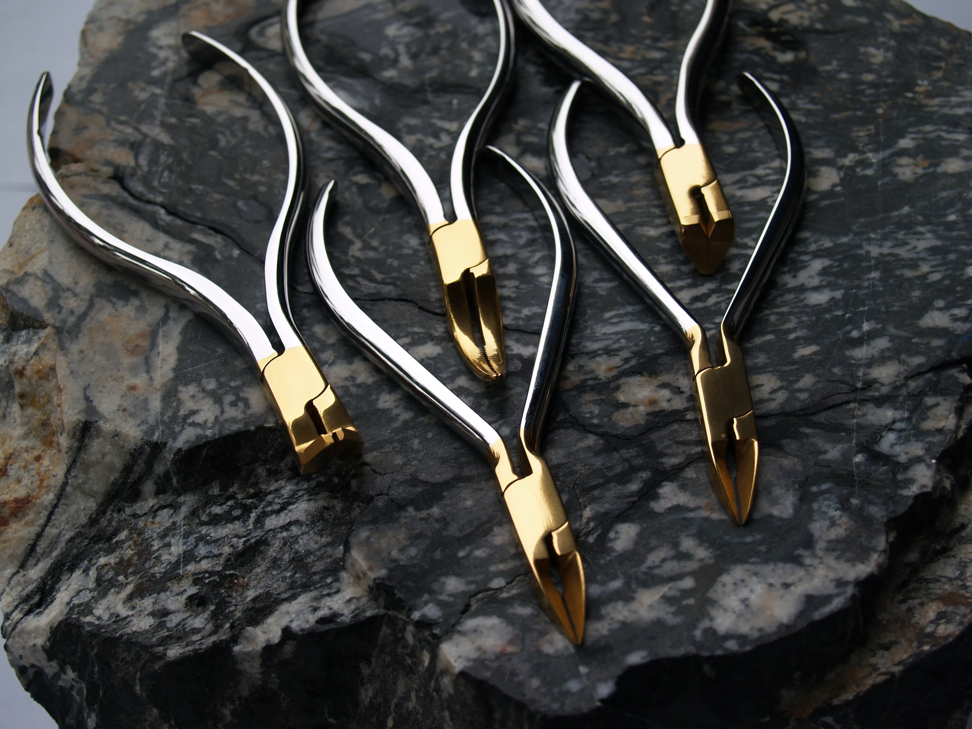 Orthodontic Torquing Pliers Male Female Dental Clench Arch Wire Bending ...