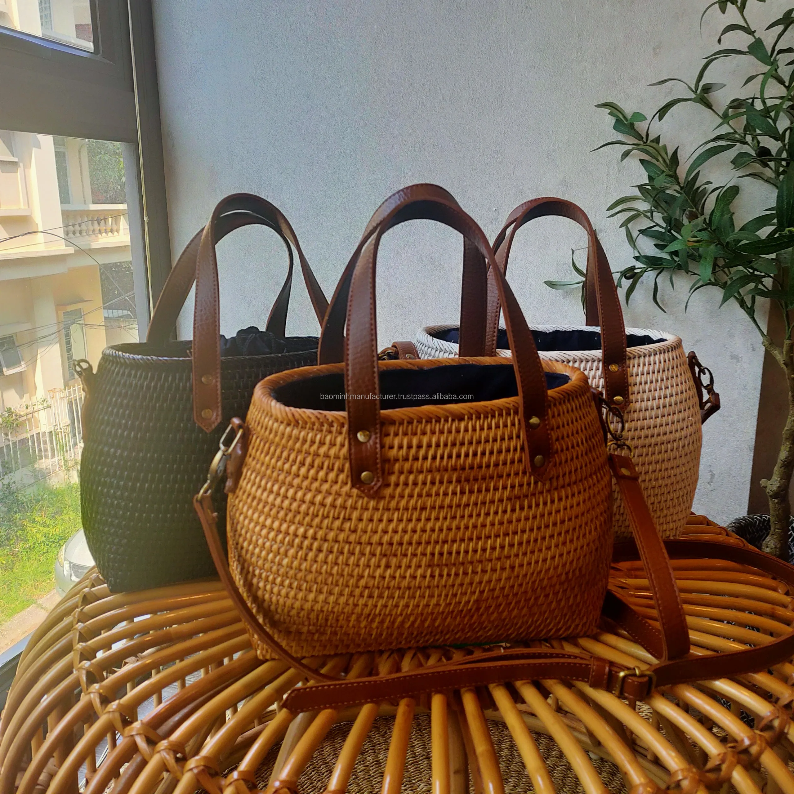 Luxury Boho Hand Woven Rattan Bag - Eco-Friendly & Stylish