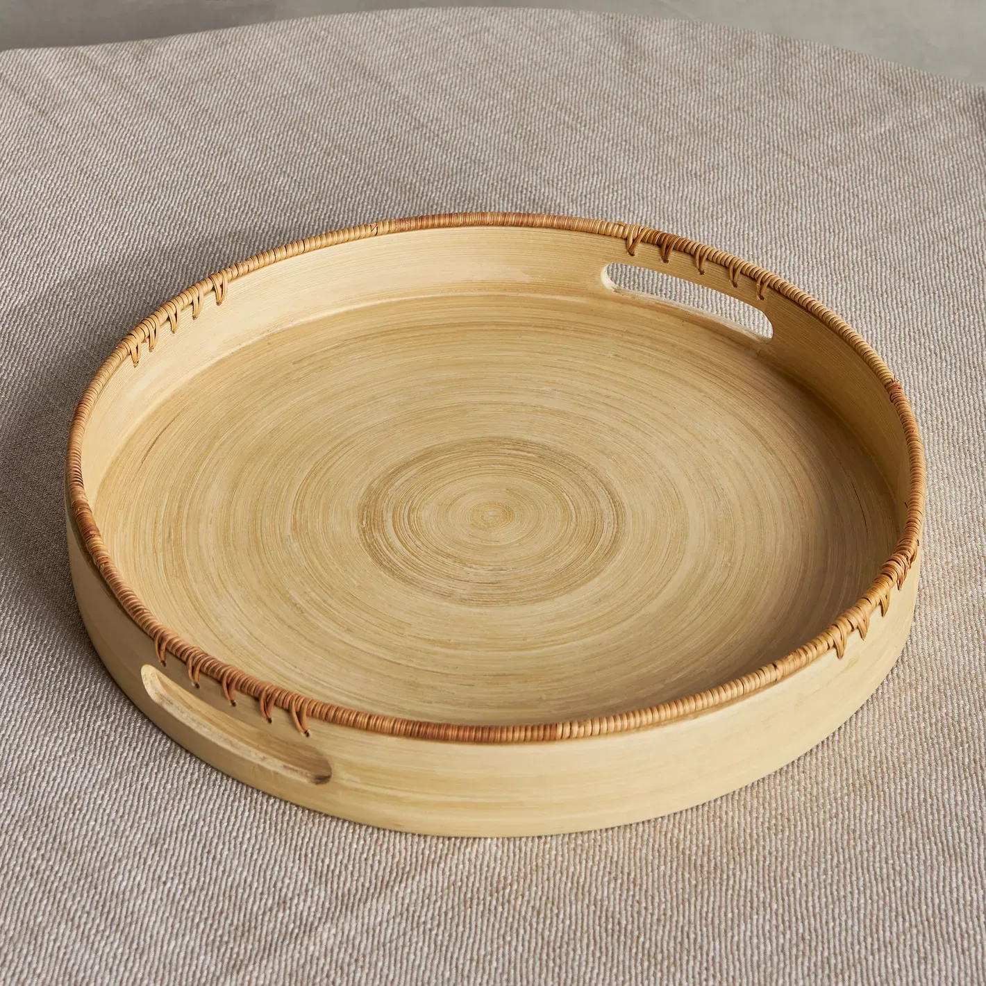 High quality sustainable spun bamboo & rattan round decorative serving ...