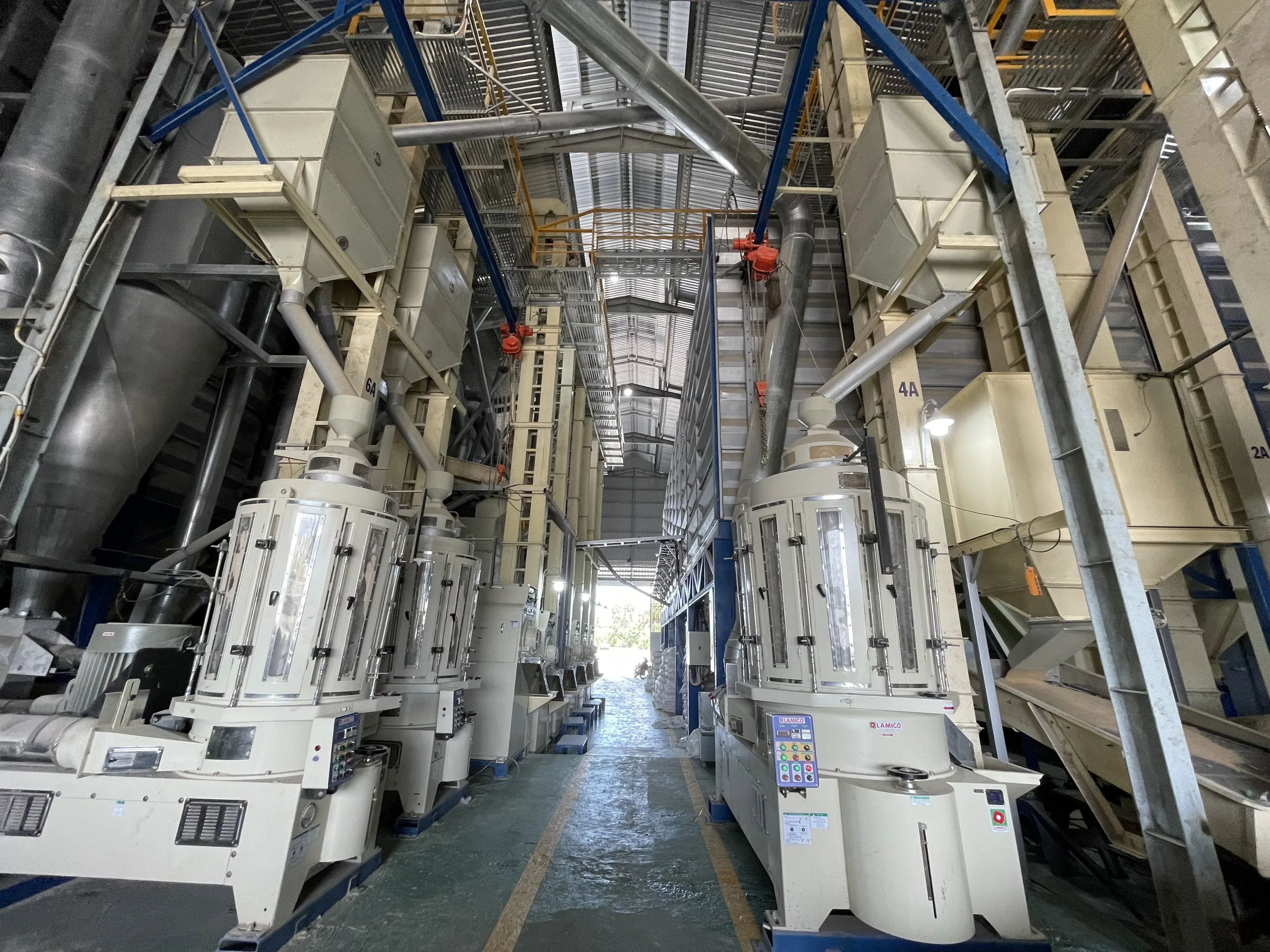 504 Long Grain White Rice 5% Broken From Vietnam Factory For Export ...