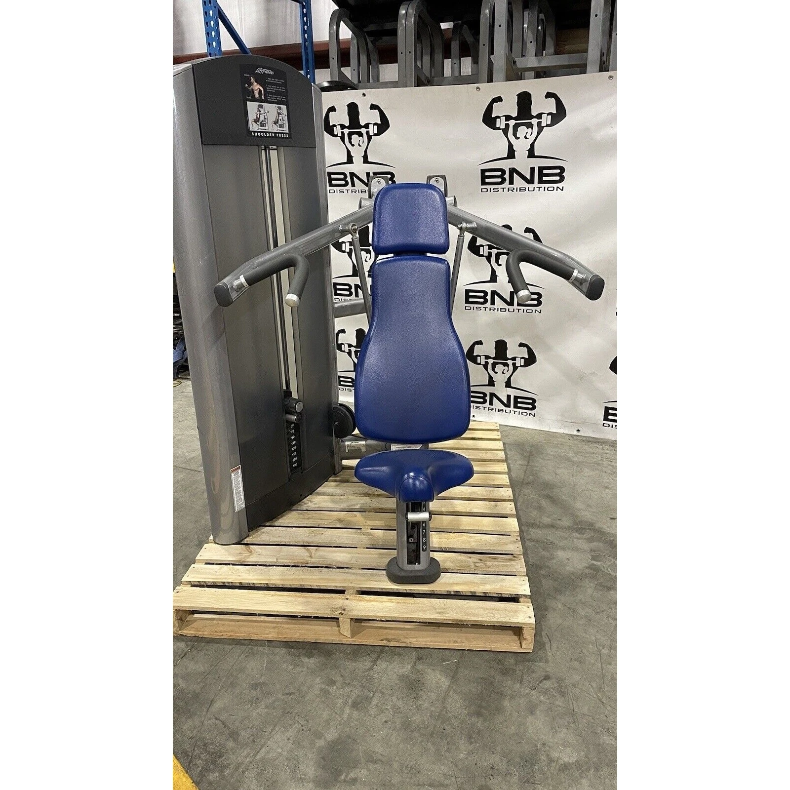 Commercial Gym Shoulder Press Machine Wrap-around Gas Assist Seat ...