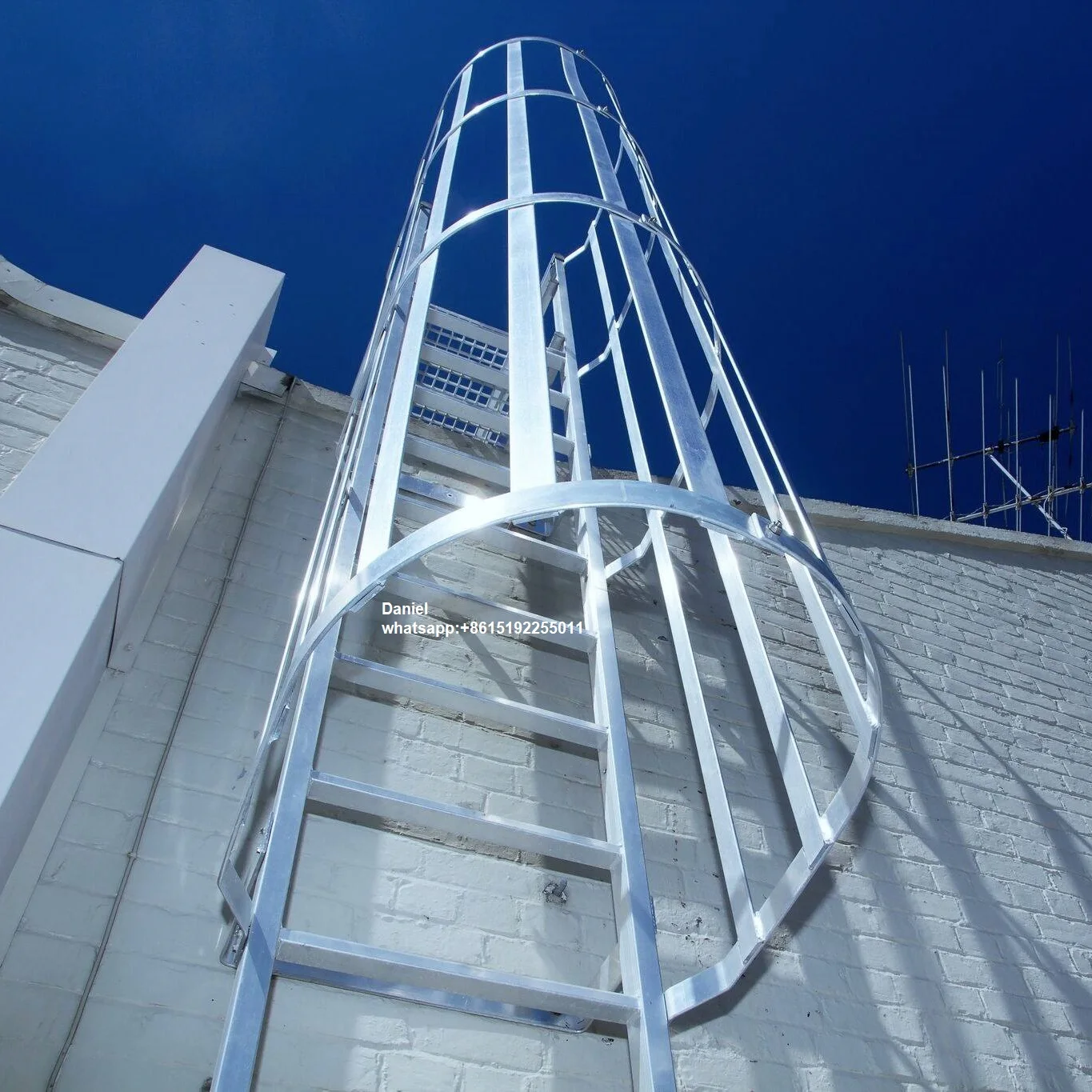 Aluminum Step Safety Cat Cage Ladder - Buy Aluminum Cage Ladder,Roof ...