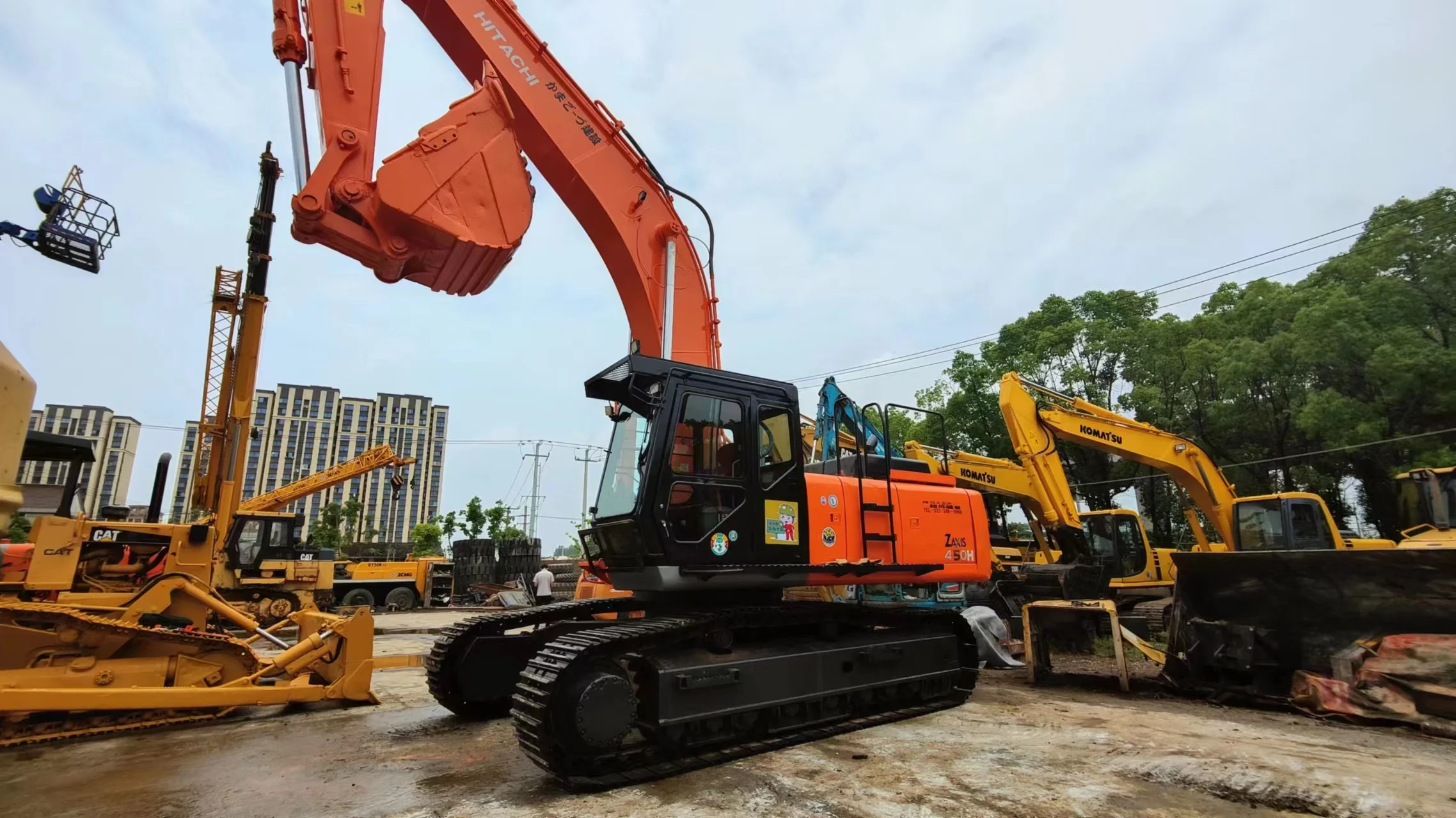 Hitachi ZX450 Hydraulic Excavator - High Efficiency & Durability