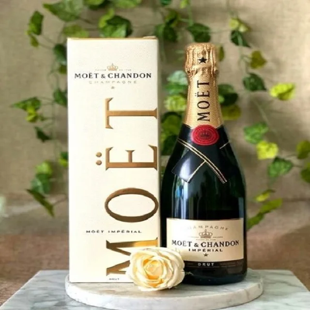 Moet & Chandon Imperial Brut Champagne Gift Box,75cl - Buy Moet Chandon ...
