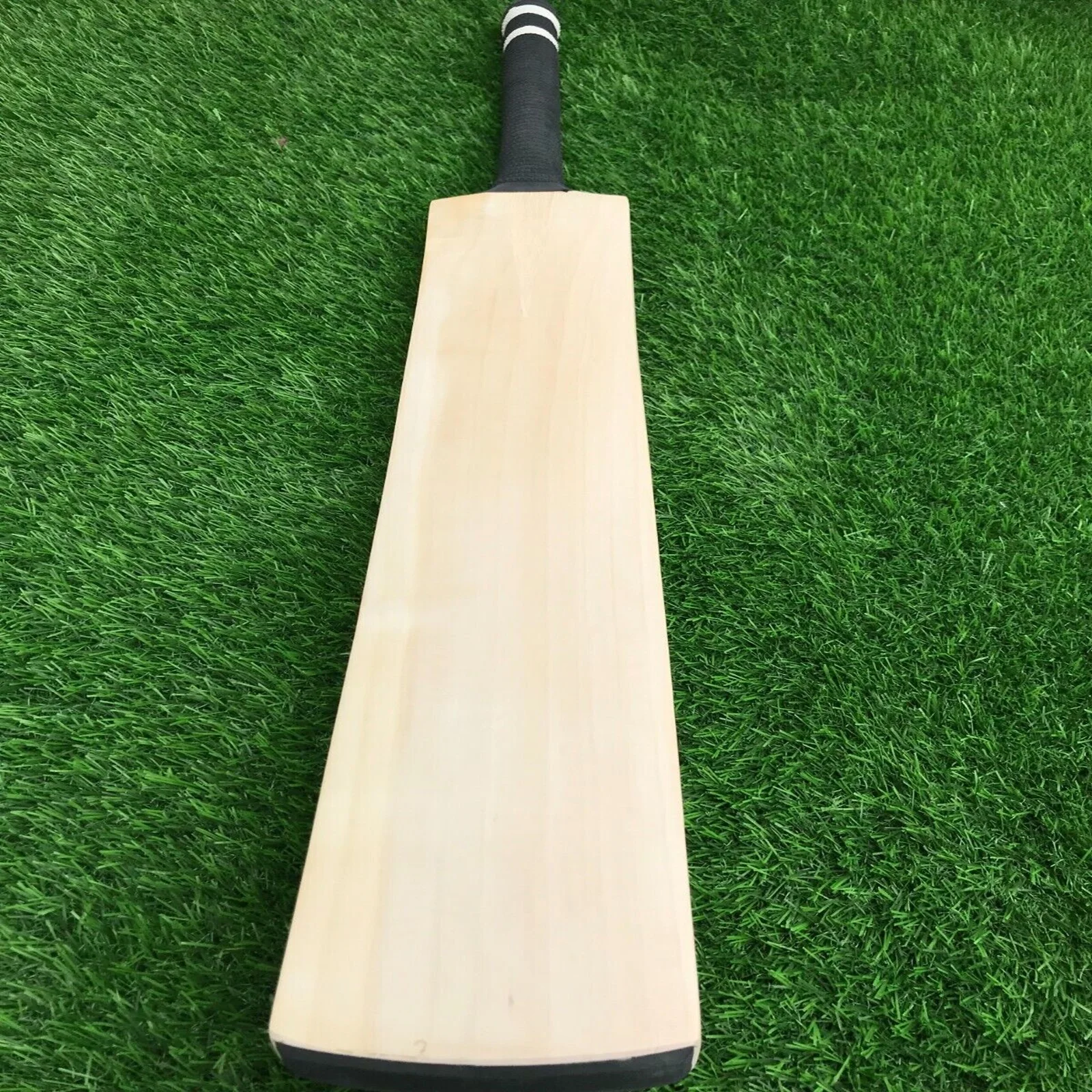 English Willow Cricket Bat Big Edge 40-45 Mm & Free Mrf Cricket Bat ...