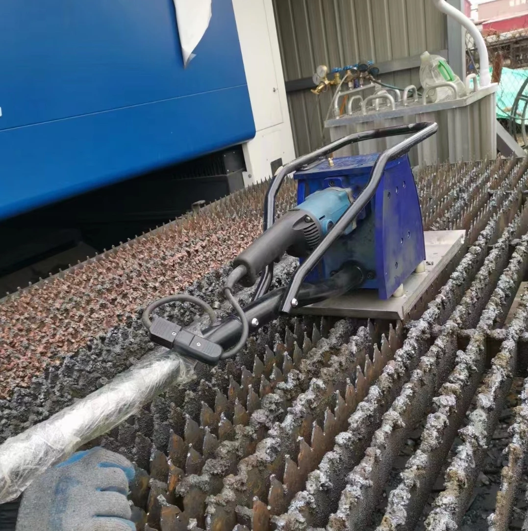 Laser Cutting Table Slat Slag Cleaner Machine Slag Removal For Cutting ...