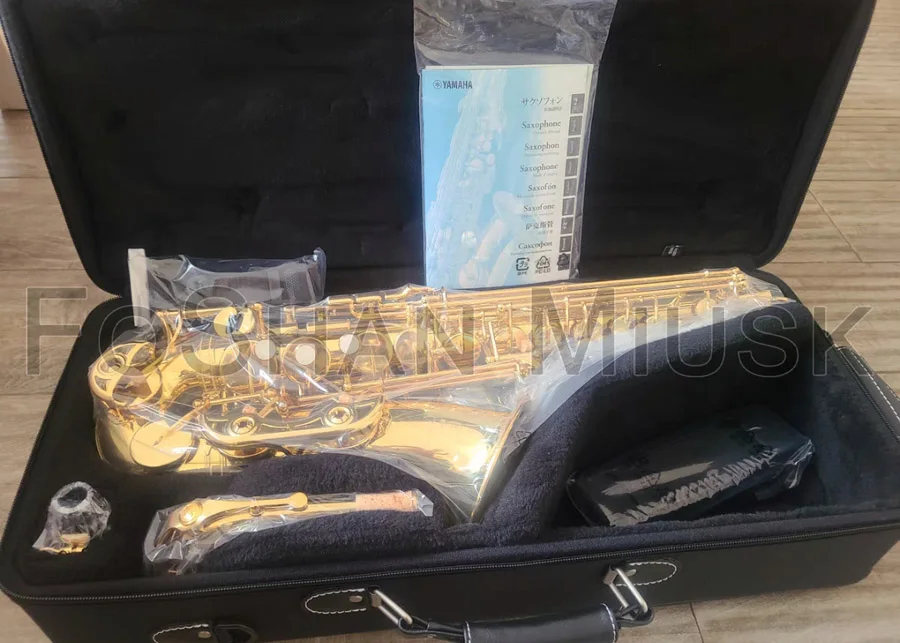 Yamahas YAS62 Professional Alto Saxophone with Gold Lacquer