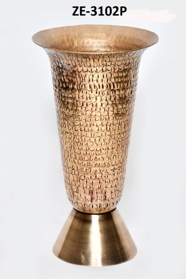 Interior Decorating Luxury Silver Centerpiece Vase Modern Metal Flower ...