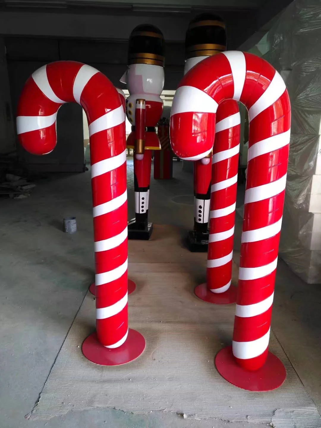Life-size Candy Canes Fiberglass Resin for Christmas Decor