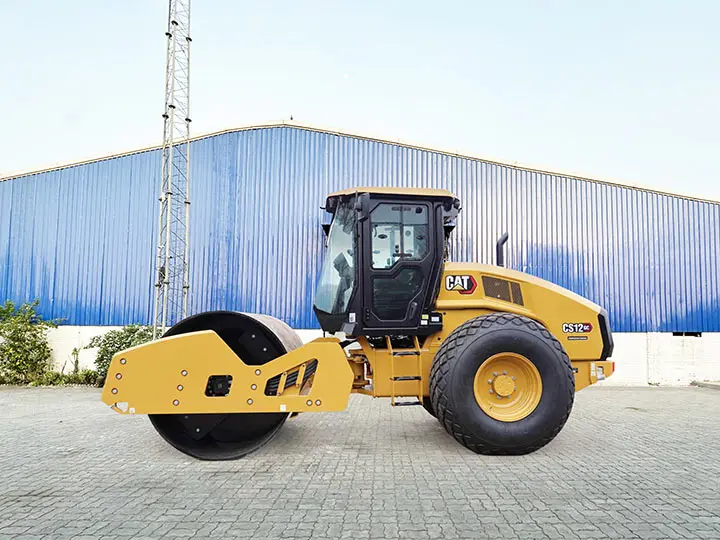 Cat Cs12 Gcvibratory Soil Compactors Roller - Buy Cat Cs12 Gcvibratory Soil Compactors Roller ...