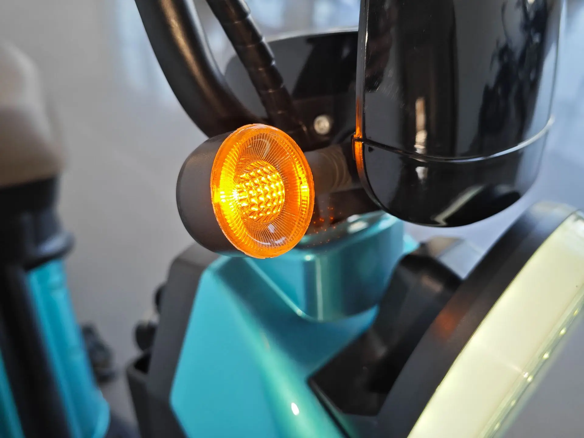 Scooter Battery Wheel Dual Suspension 12 Inch 2000w 60v Overboard Heavy ...