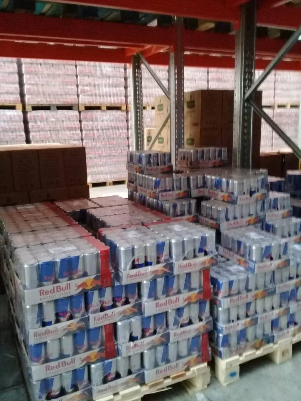 Red Bull 250ml - Energy Drink - Buy Red Bull & Redbull Classic 250ml ...