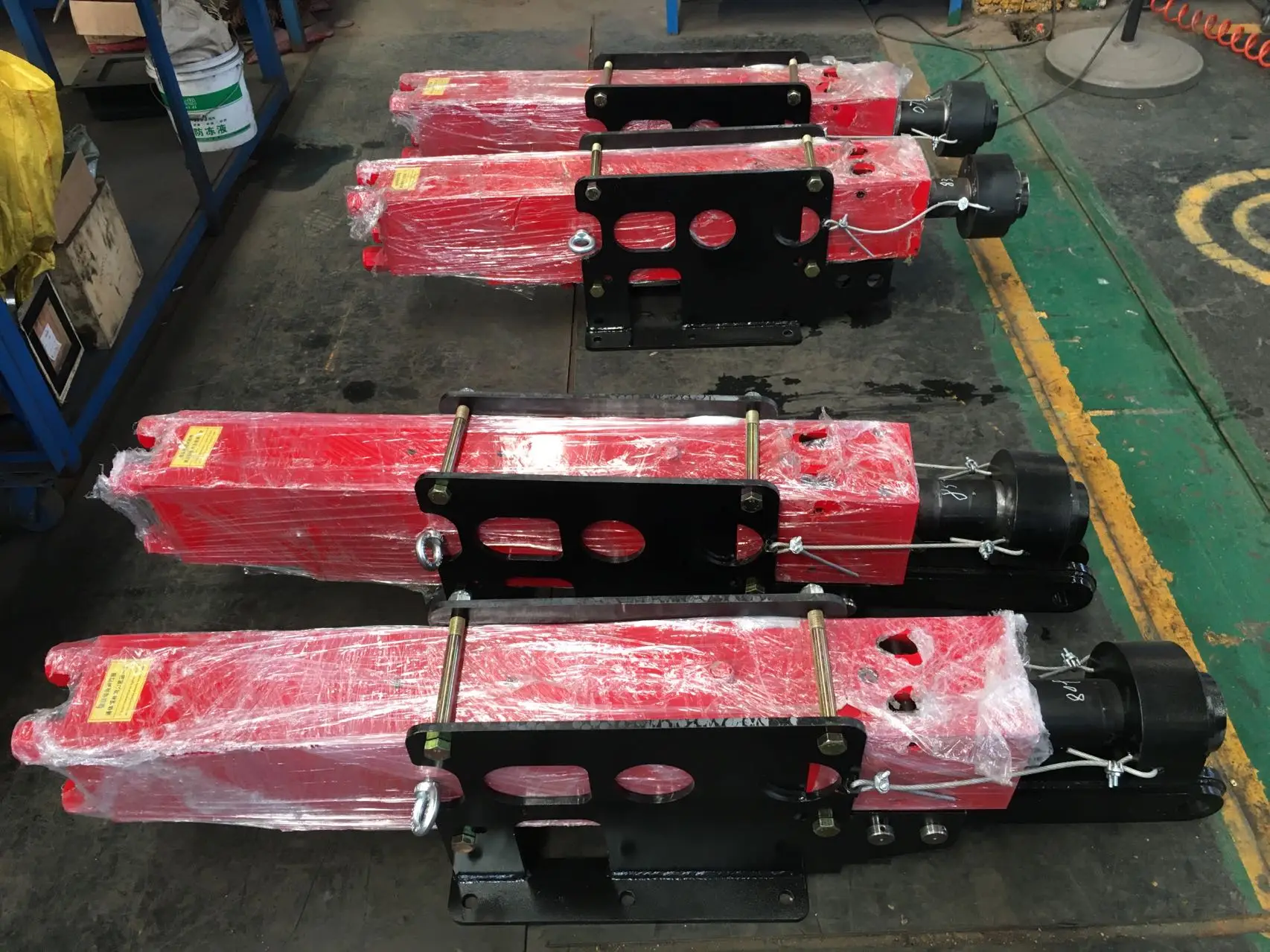 With 4 Cylinders diesel Engine for Highway Crash Barrier Installation ...