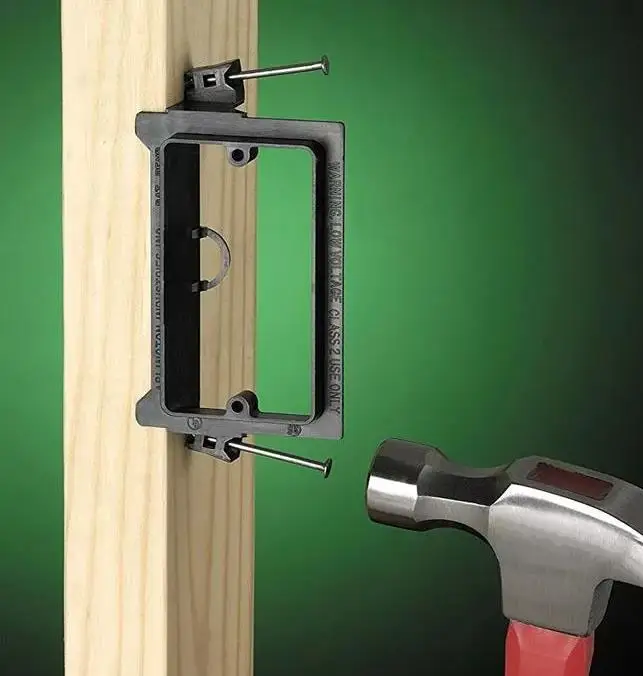 1 Gang Nail-on Low Voltage Mounting Bracket - Wall Mount