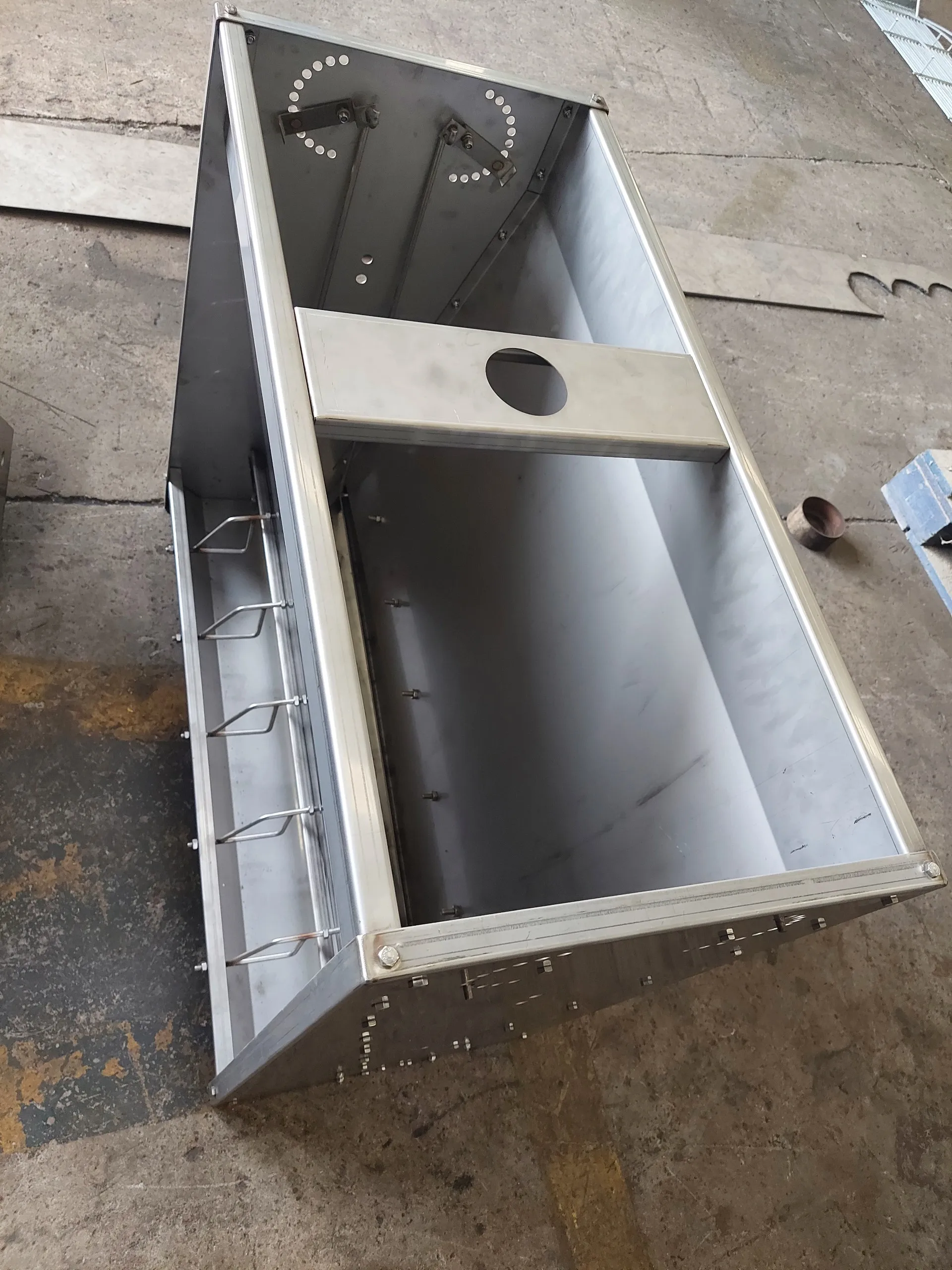 Pig Feeder Trough Cattle Feed Trough Galvanised Made in Vietnam ...