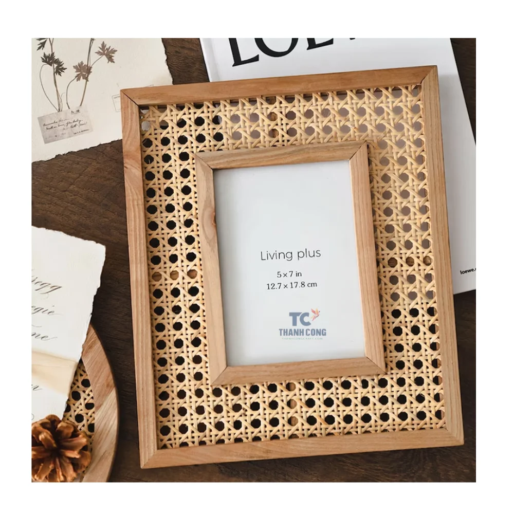 Boho Rattan Picture Frames - Stylish Home Decor Solutions