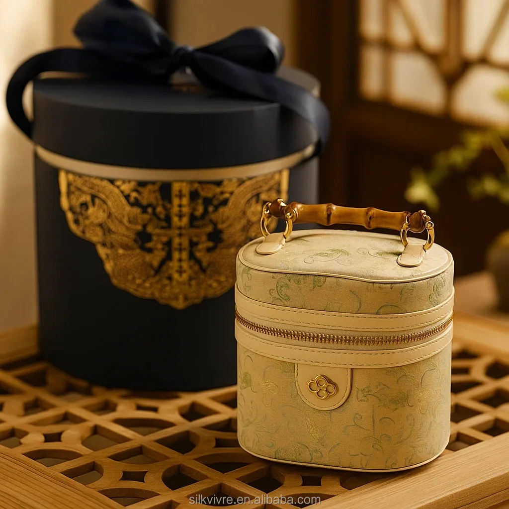 Luxury Handmade Silk Yunjin Embroidery Handbag, Oriental Heritage ...