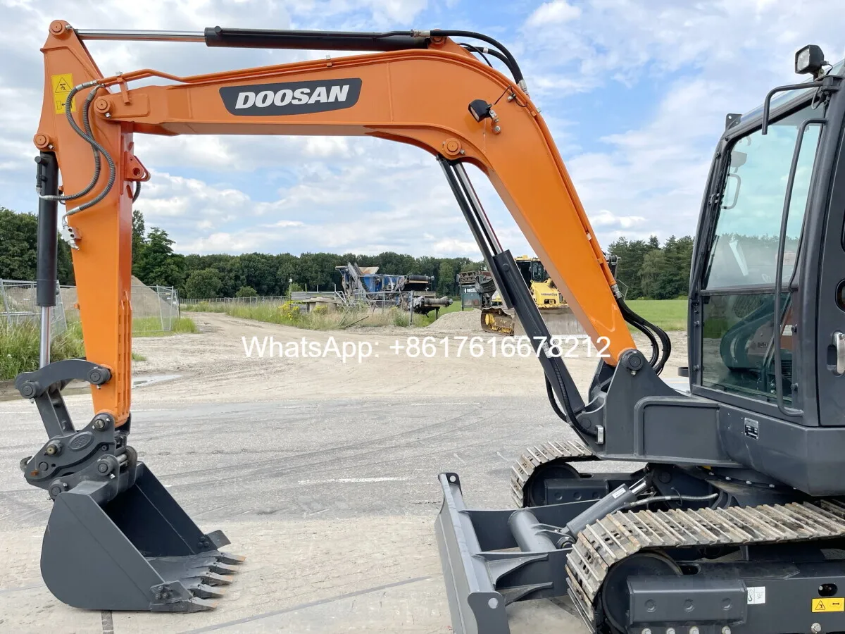 Used Excavator Doosan Dx55 In Good Condition Used Original Doosan Dx55 Hydraulic Excavator - Buy ...