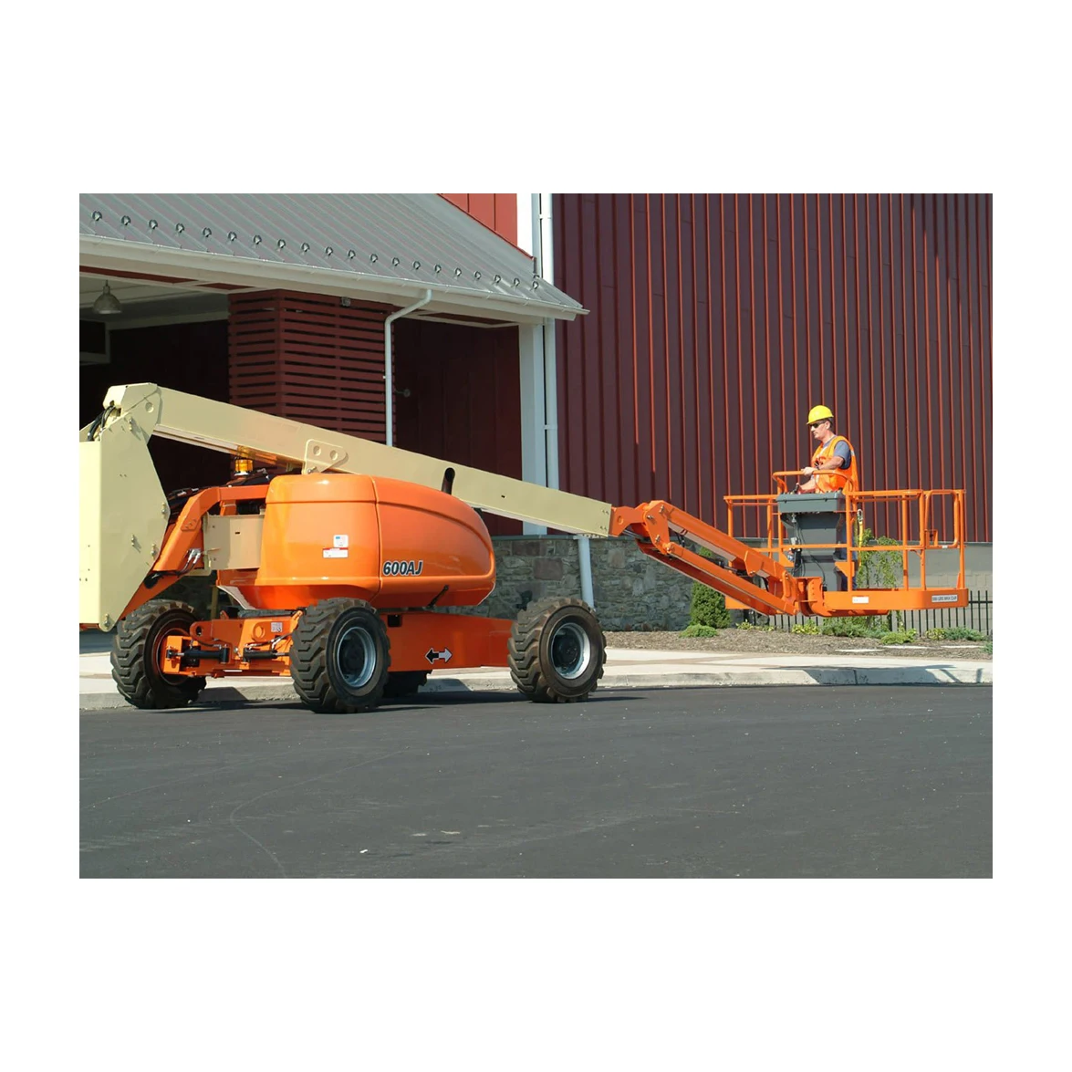 Mobile Towable Boom Lift Cherry Picker Boom Spider Lift 18m 20m For ...