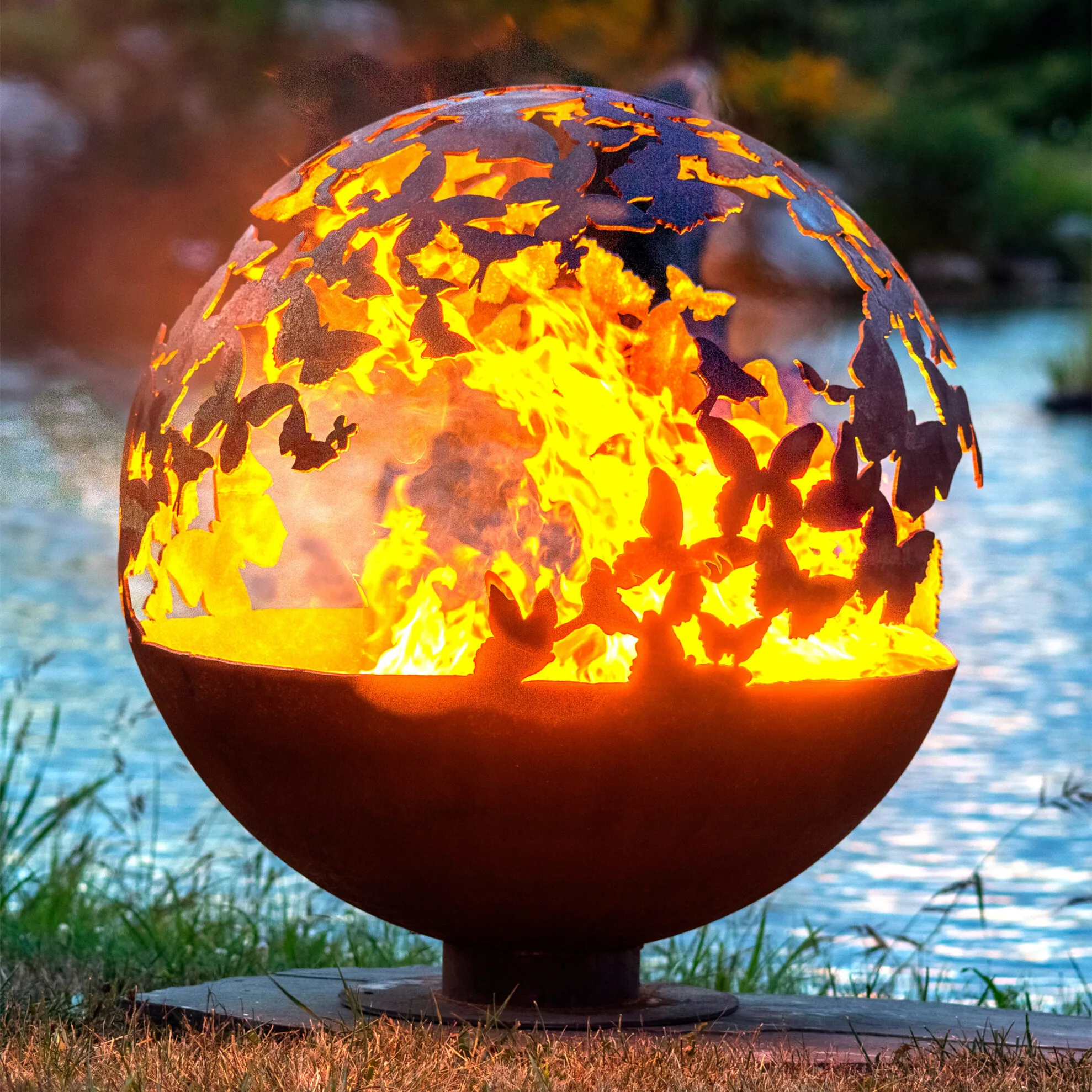 Professional Manufacturer Outdoor Corten Steel Globe Sphere Dome ...