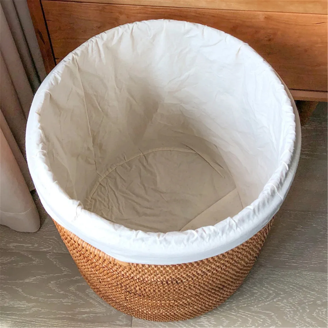 Eco-friendly Round Rattan Woven Storage Basket With Lid Clothes Storage ...