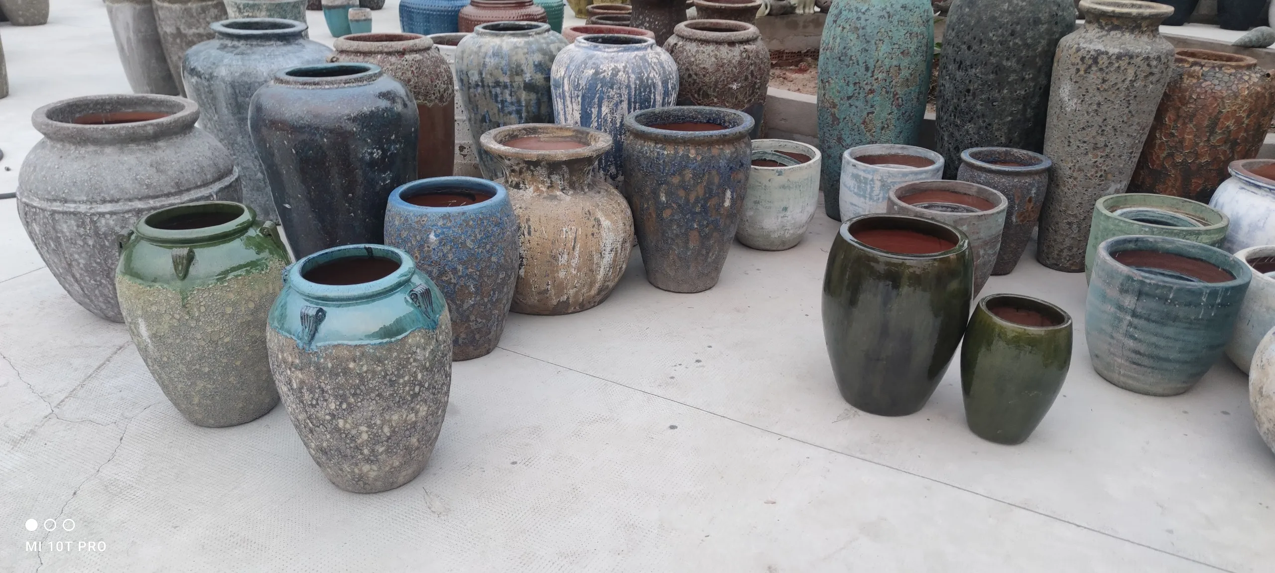 Wholesale Glazed Pots With Many Designs,Finishing,Colors Direct From Factory Outdoor Planter ...
