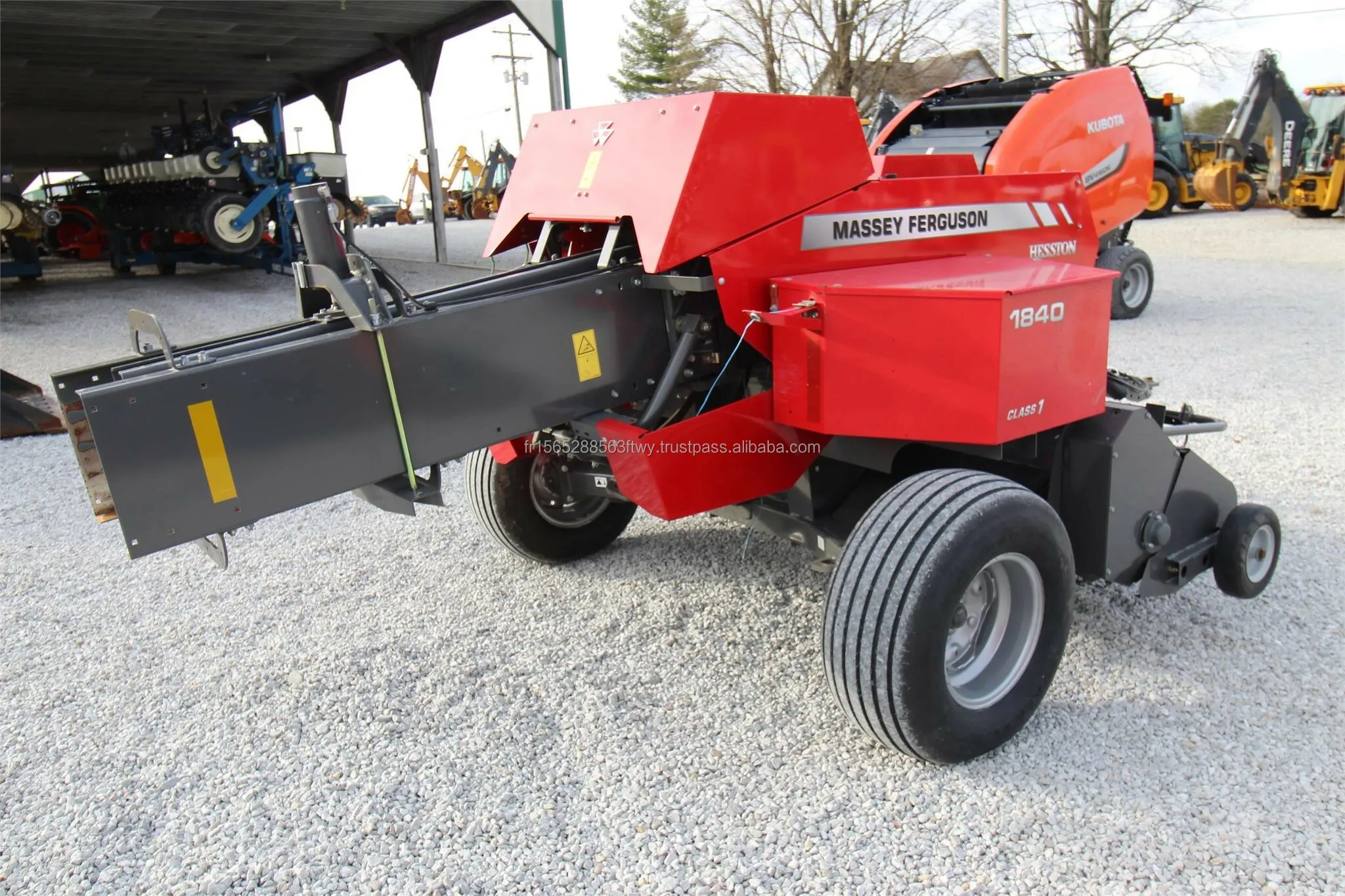 MF 1840 Hay Baler - Reliable Farm Equipment for Hay Management