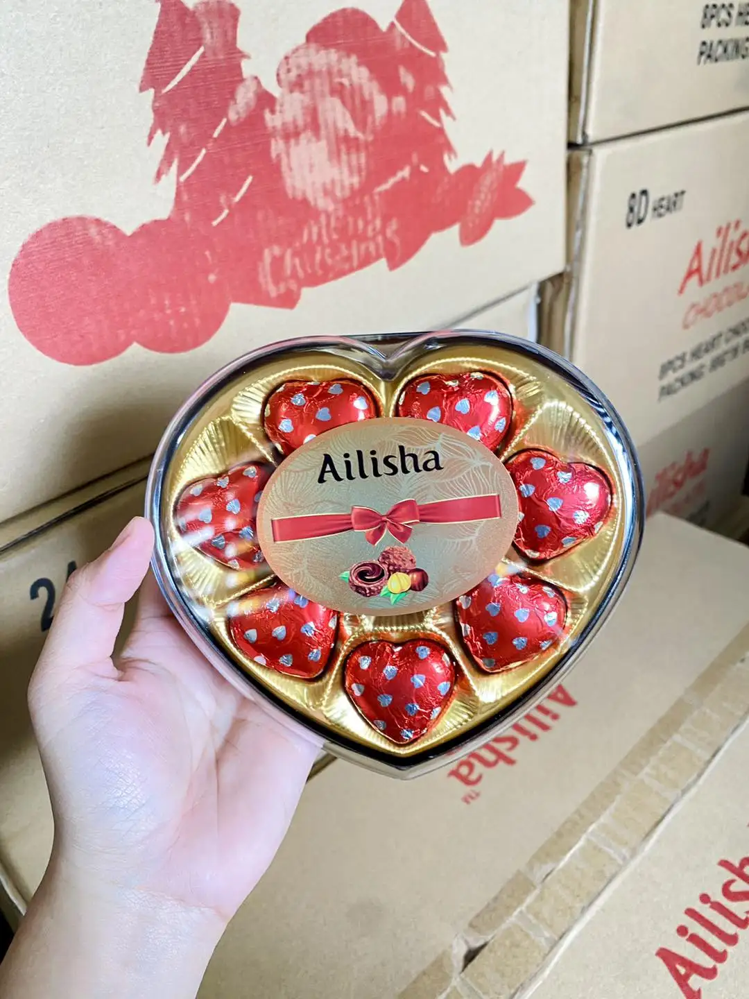 Luxury Ferrero Rocher T8 Heart- Ailisha Chocolate Wafer Ball Heart ...