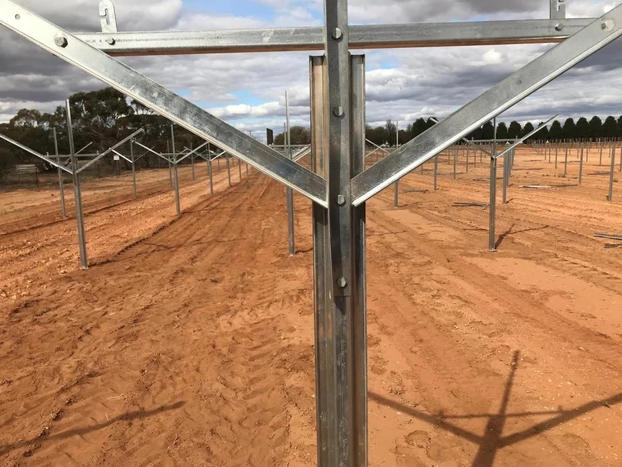 Galvanized Sturdy Structure Steel Table Grape Gable Trellis Post System ...