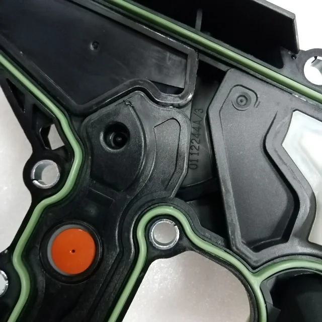 High Quality Oil Separator Pcv Valve Assembly 06h103495aj 06h 103 495 ...