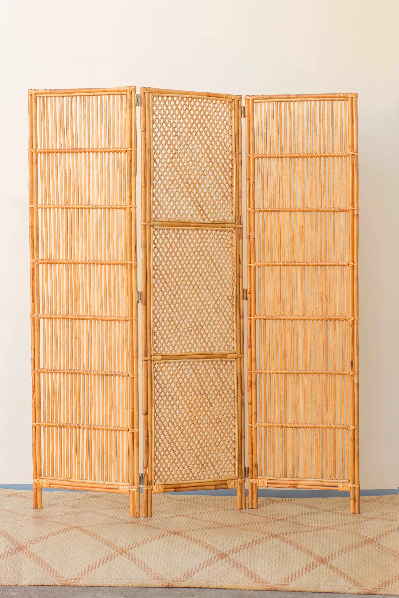 Eco Farmie Decorative Dividers - Minimalist Rattan Panels