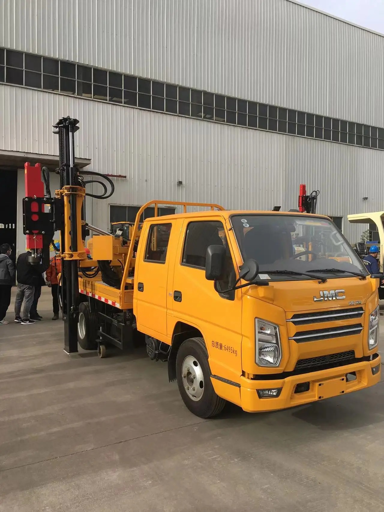 For Road Road Crash Barrier Installation,With Jmc Chassis And Diesel ...