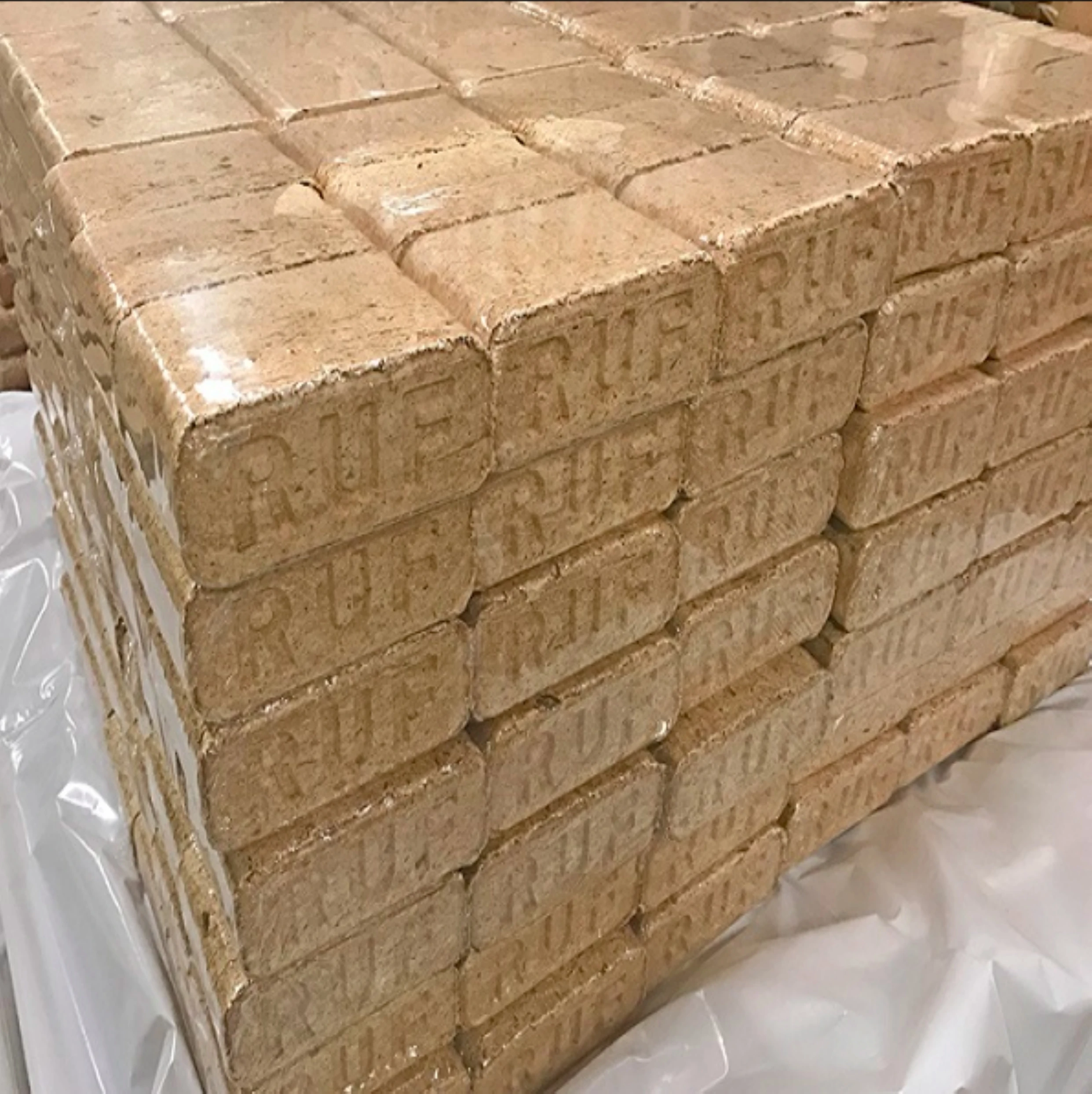 Eco Friendly Ruf Briquettes - Wood Briquettes - Sawdust Briquettes Bbq ...