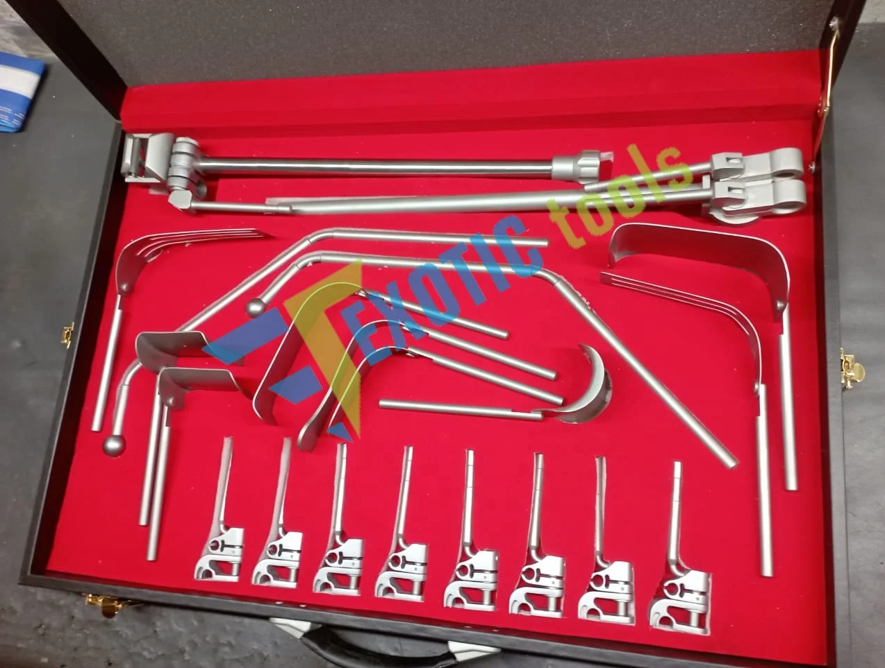 Omni Tract Surgical Retractors Set for Paediatric Surgery