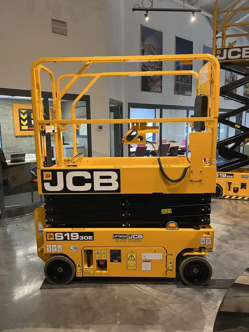 JCB S1930E Scissor Lift - Hydraulic Self-Propelled Platform