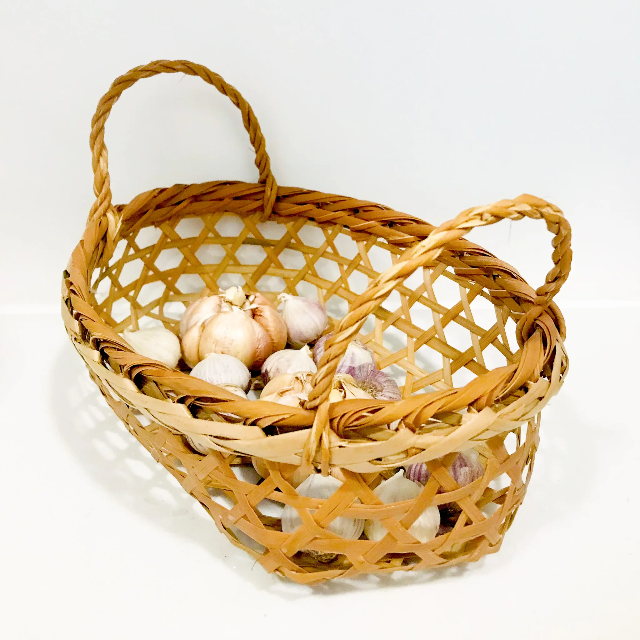 Wholesale Bamboo Crochet Basket With Sturdy Handle Design And Lid For ...