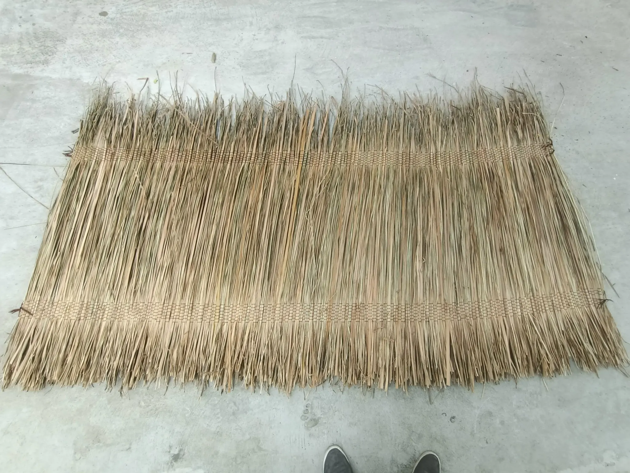 High Quality Waterproof Synthetic Palm Artificial Wheat Straw Thatched ...