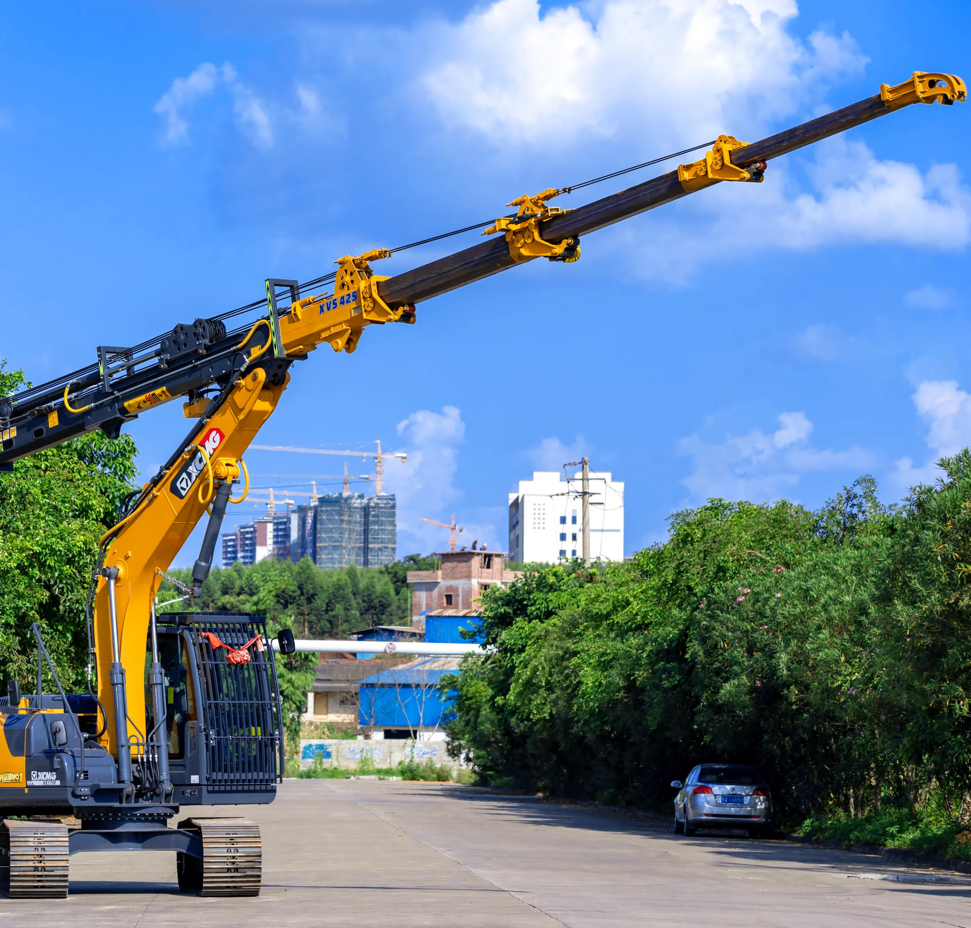 25 Meters Crane Loglift Forestry Crane With Grapple: Xvs425 Log Piling ...